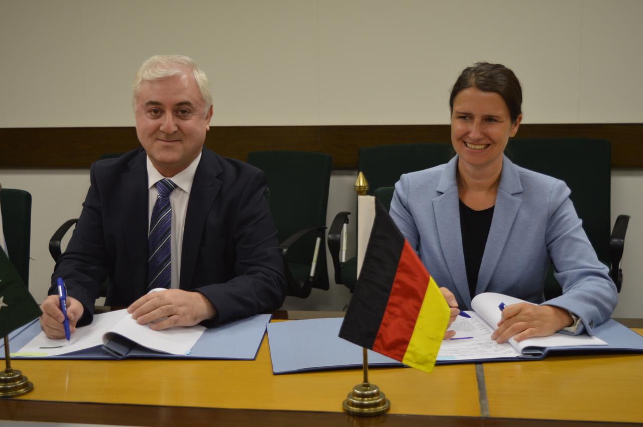 The Aga Khan Foundation, Pakistan and KfW Development Bank sign a ...